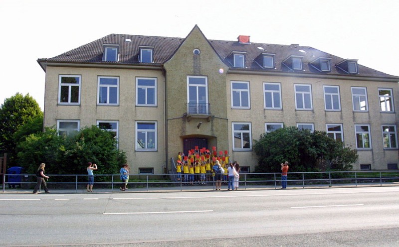 » VHS zieht in „Gelbe Schule“ ein | Cronenberger Woche