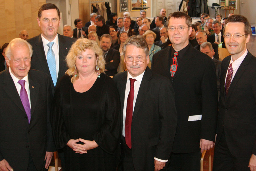 » Dietrich Hoeborn hat „dauerhafte Spuren hinterlassen“ | Cronenberger ...