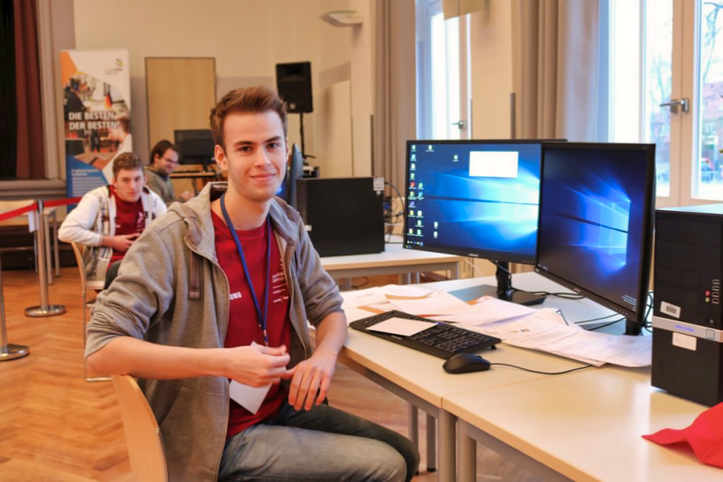 » Fuhlrott-Gymnasium: Benjamin Frost löst Ticket für Software-EM ...