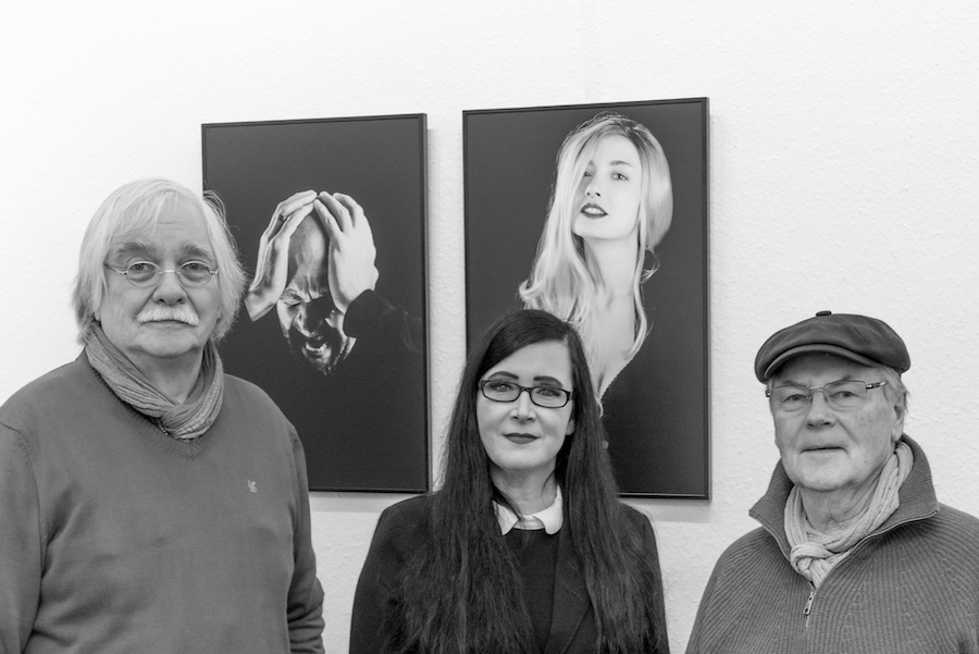 Galerie im Turm“: Birgit vom Wege zeigt aktuell „Monochromes ...